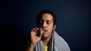 Signs and Side Effects of Weed Use (How to Tell If Someone is High ...